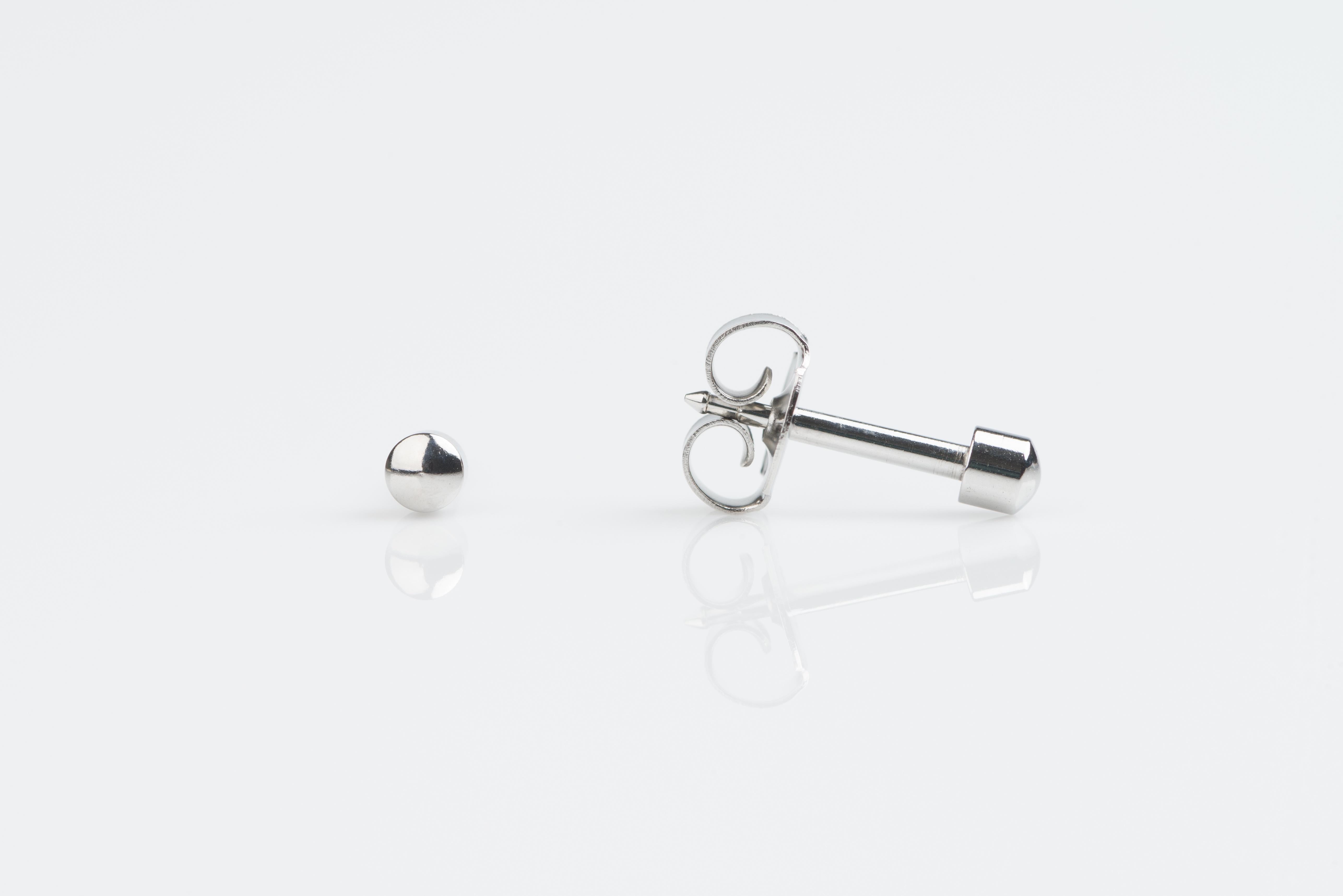 Ball Universal Select Carded Piercing Studs – STUDEX®